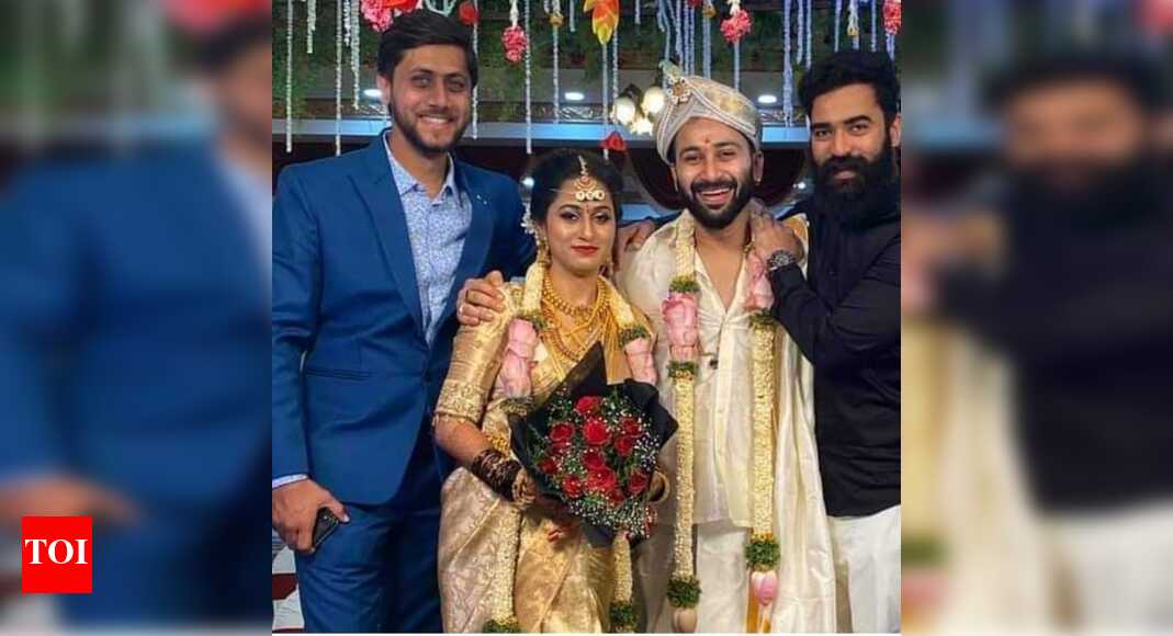 Chandu Gowda gets hitched in an intimate wedding - Times of India