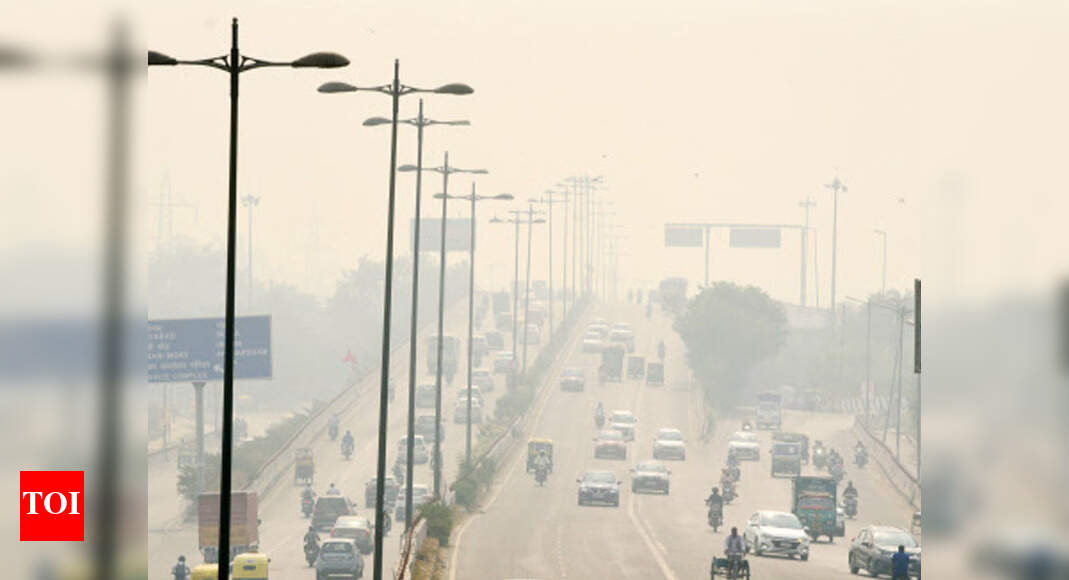Red alert: Delhi’s first brush with severe air this winter | Delhi News ...