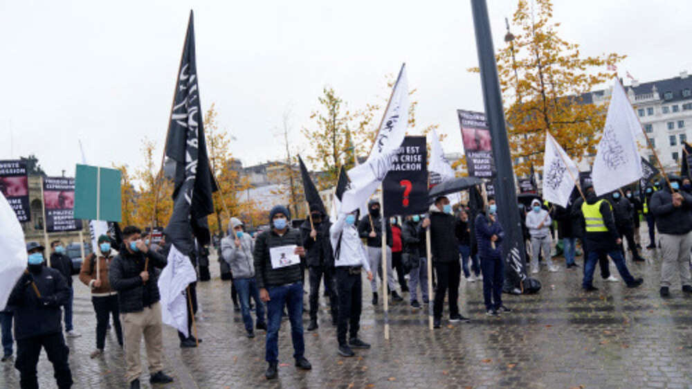 Thousands of Muslims stage anti-France protests | The Times of India