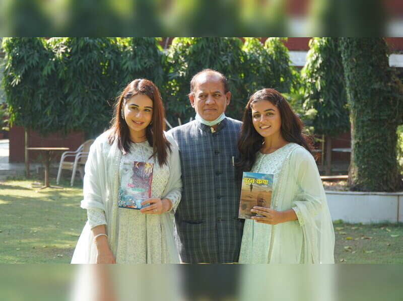 Madny Takhar and Wamiqa Gabbi are BFFs