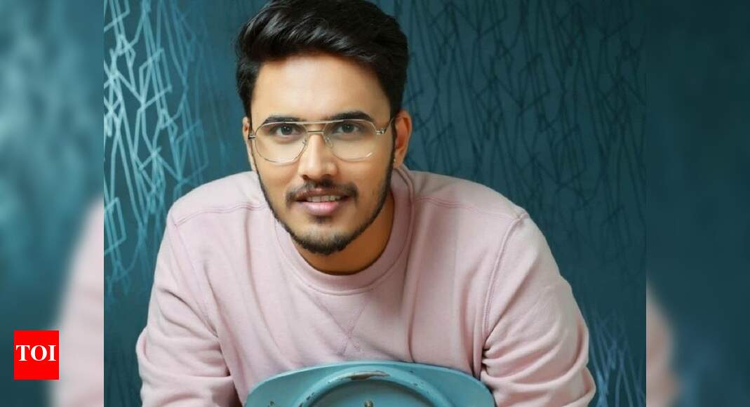 Mangesh Borgaonkar becomes a father for the second time | Marathi Movie ...