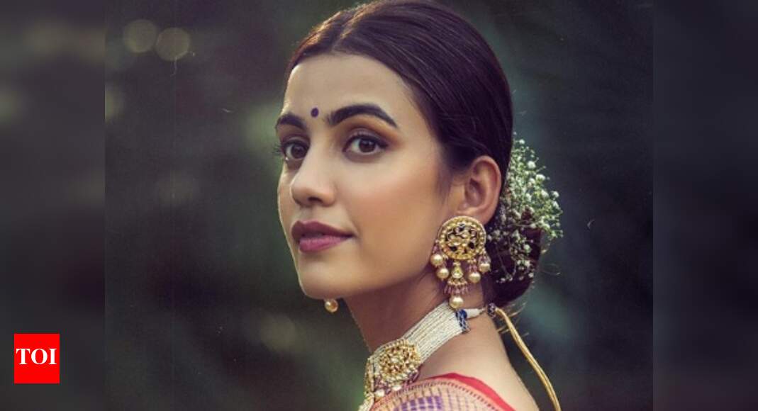 Esha Kansara's latest post proves she is a true style icon | Gujarati ...