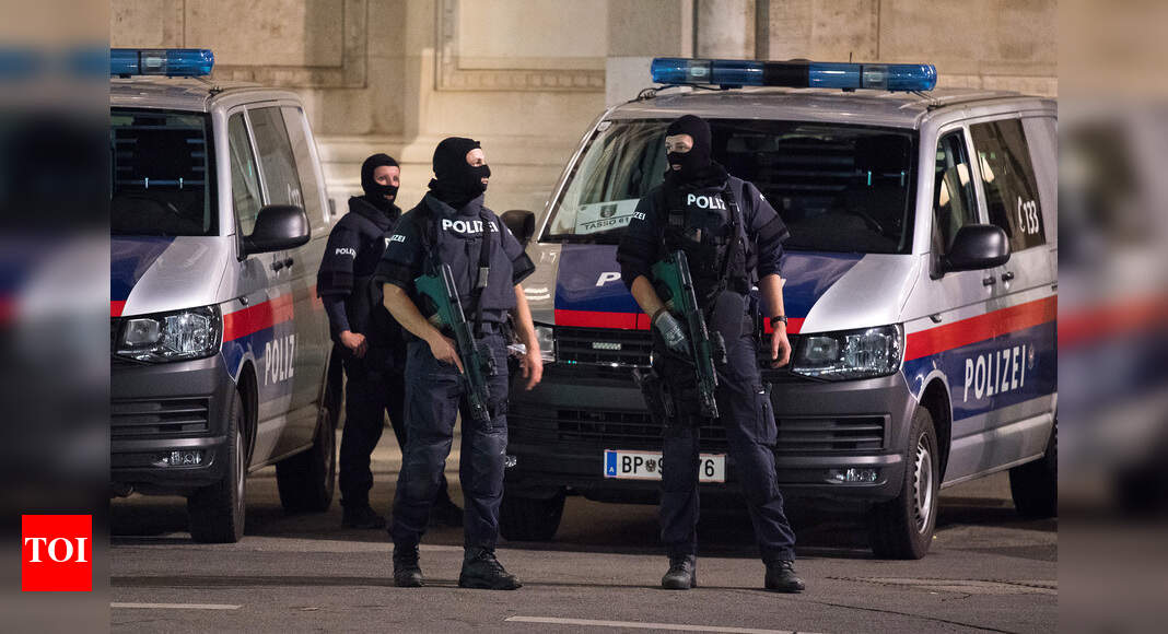 Terror Attack in Vienna: Gunmen kill two in 'terror attack' in Vienna ...