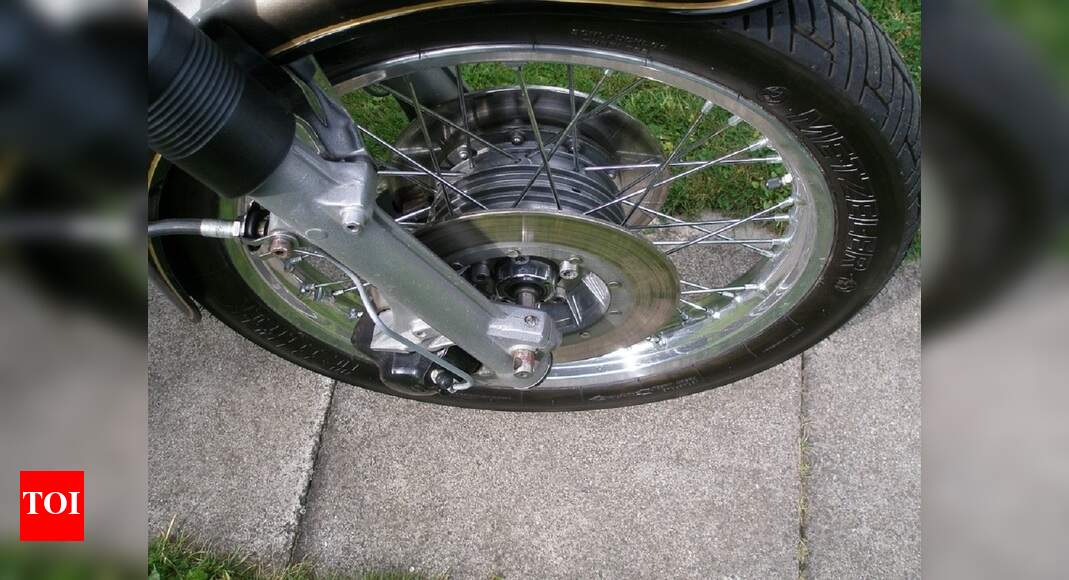 Front tubeless & tube-type tyres for motorcycles: Ensure a safe and ...