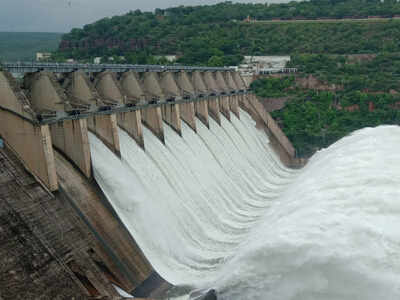Reassess max flood level at Srisailam dam: Expert panel | Vijayawada ...