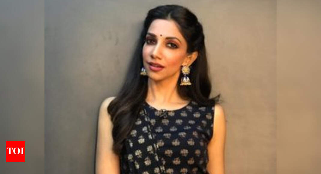 Bhavna reveals her parents have returned home - Times of India