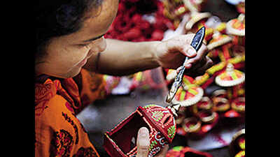 ‘Har Ghar Diwali’ to spread festive cheer among the poor | Bhopal News ...