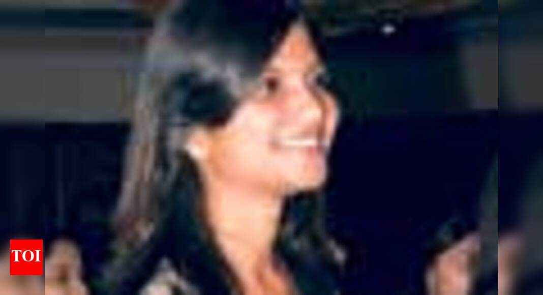 Masquerade themed farewell bash of students of computer science ...