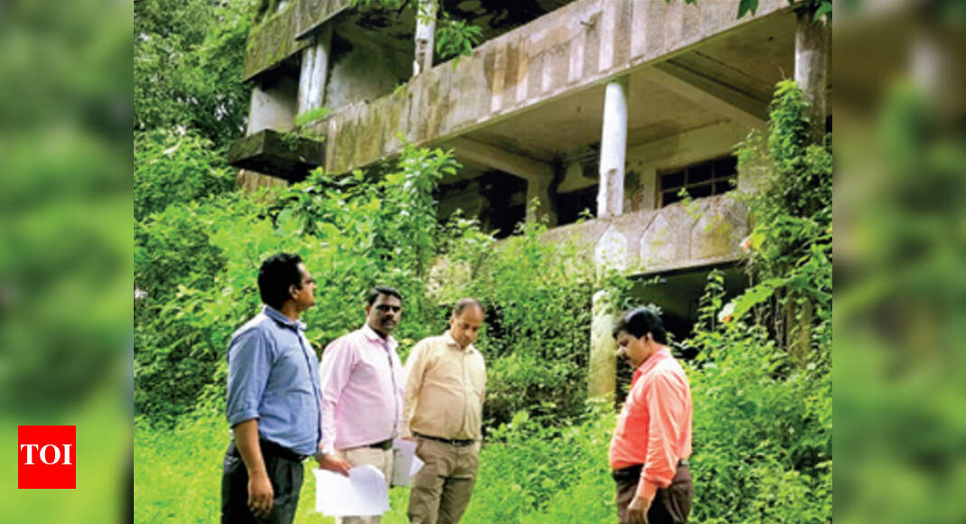 Maharashtra: Six properties of Dawood Ibrahim kin auctioned for Rs 22.8 ...