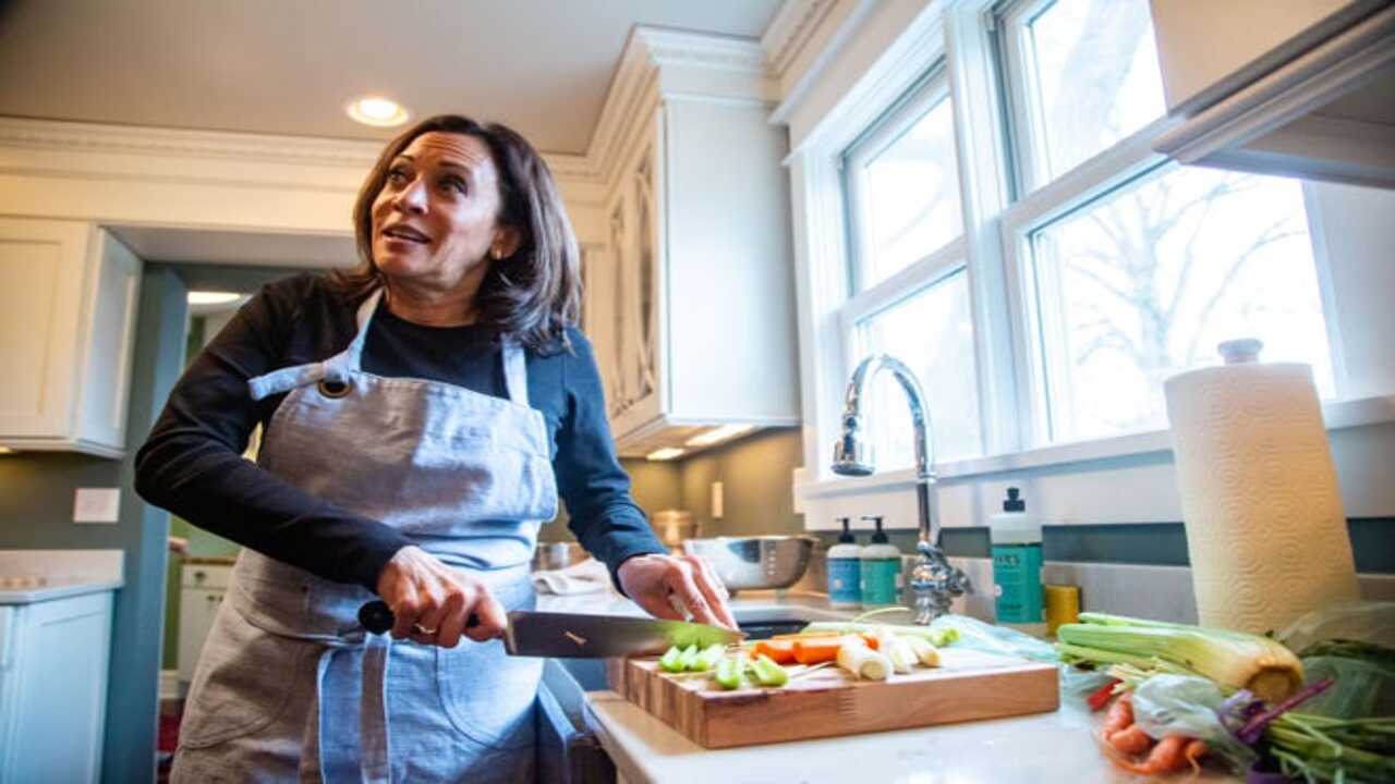 Kamala Harris News: Dosas to chicken roast, Kamala Harris cooks her way ...