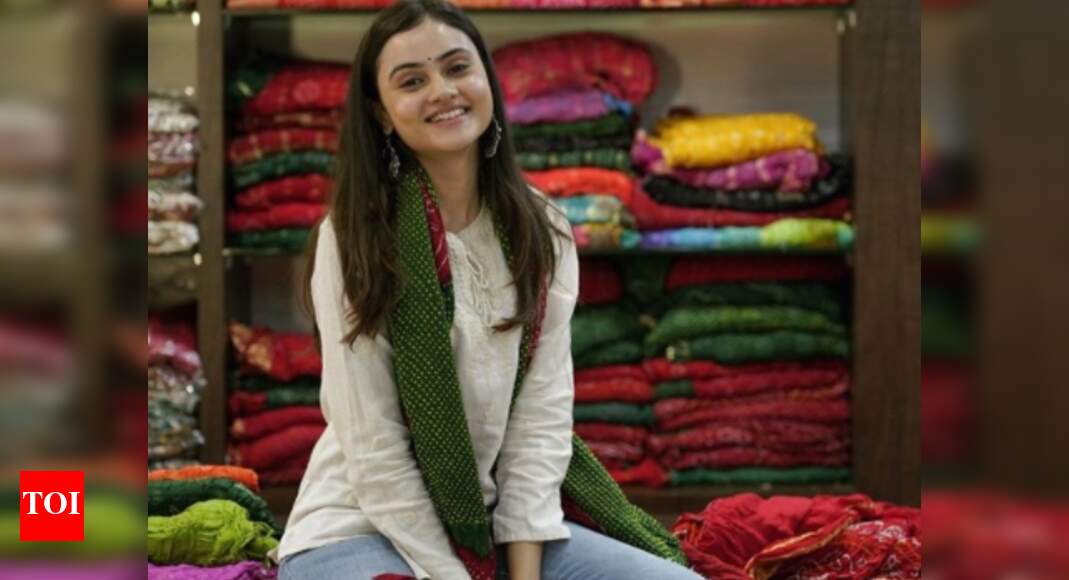 PIC: Janki Bodiwala explores Jamnagar market | Gujarati Movie News ...