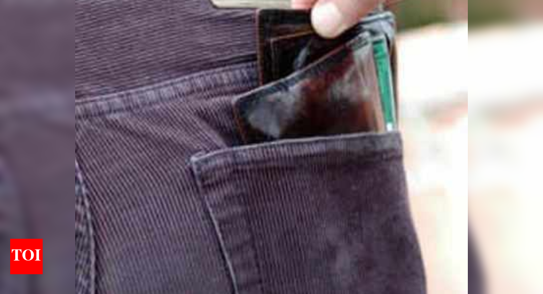 Thief held at MP's birthday bash in Jubilee Hills | Hyderabad News ...