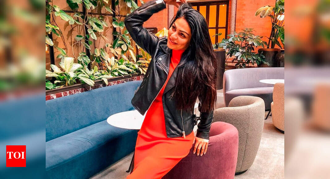 Neeru Bajwa shares a BTS dance video from the sets of ‘Phatte Dinde ...