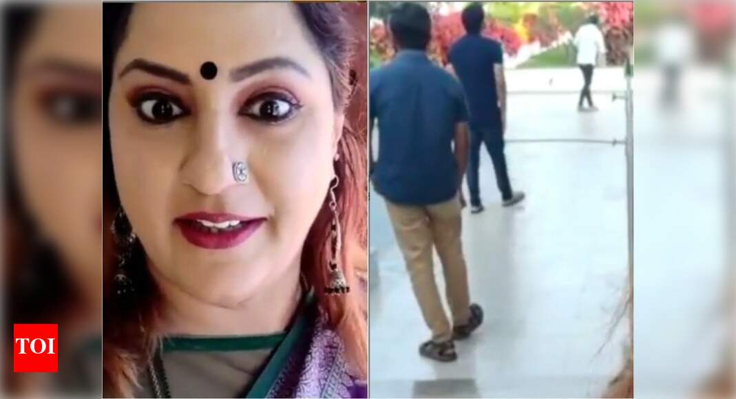 WATCH: Here is what team 'Sarasu' does during the break - Times of India