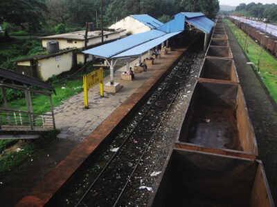 ‘Restart Collem to Vasco train route’ | Goa News - Times of India