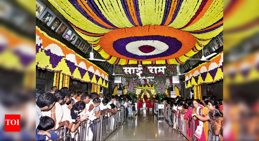 Maharashtra: Shirdi trust sets daily devotee quota of 6,000 | Nashik ...