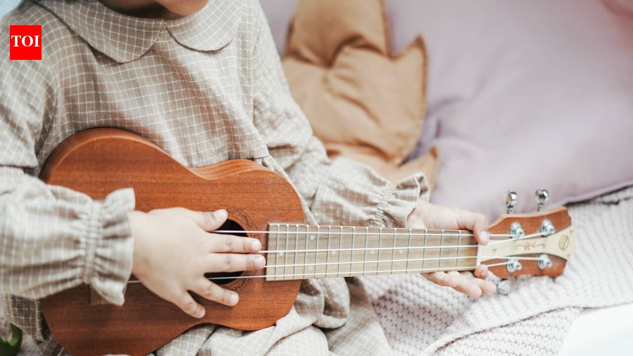 Toy guitar for kids: Bring out the rockstar in your kids - The Times ...