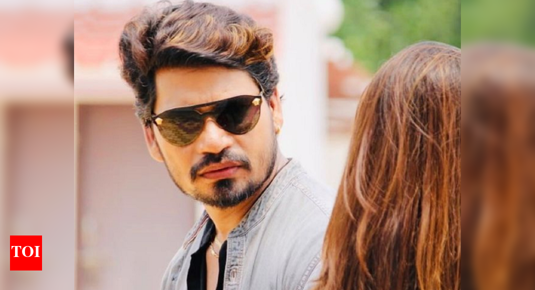 Pravesh Lal Yadav all set to treat fans with a new song 'Bullet Raja ...