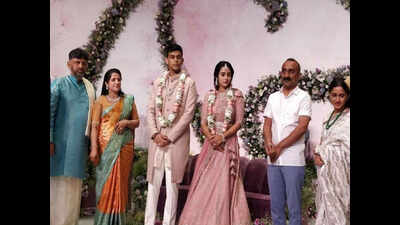 DK Shivakumar Daughter Engagement: DK Shivakumar's daughter gets ...