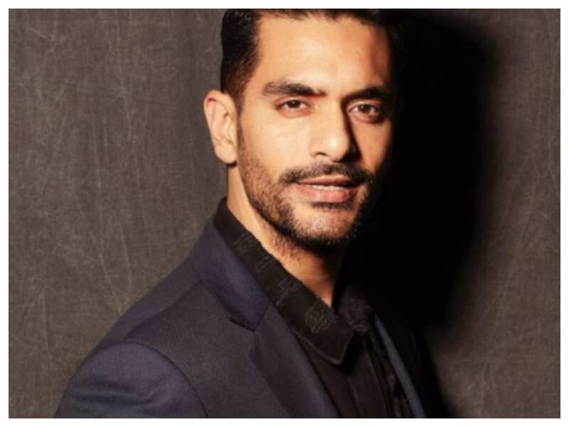 Angad Bedi comes out in support of the film industry; says 'need to win people’s confidence ...