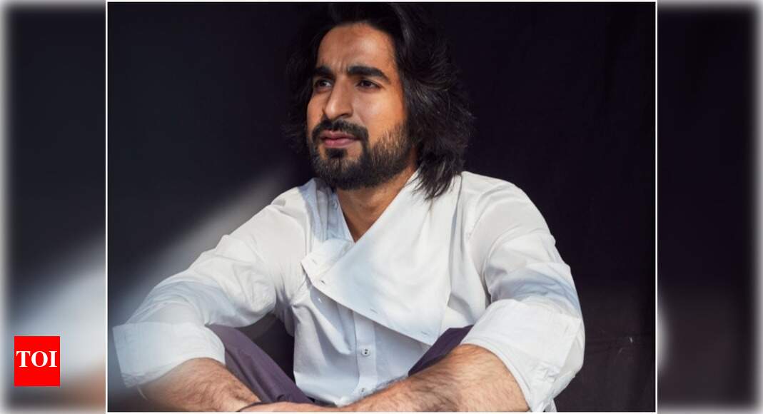 Composer-singer Rahi captures the essence of his homeland, Jammu and ...