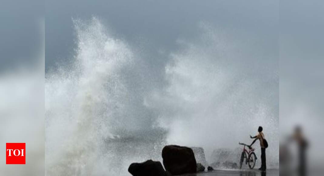 Cyclone Nivar: Coast Guard, Navy keep ships, aircraft and divers ready ...