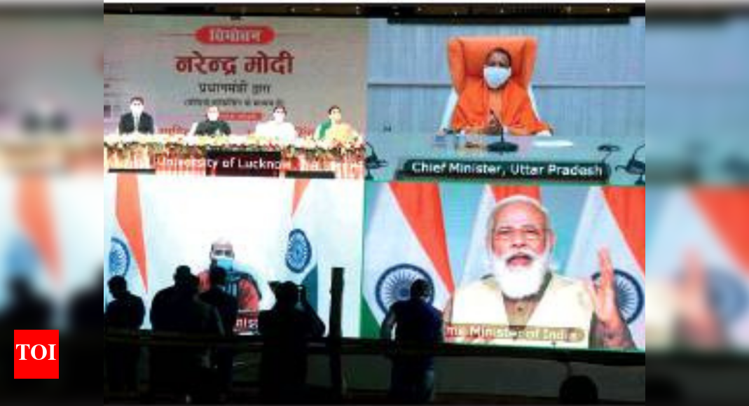 Narendra Modi takes dig at Congress in Lucknow University ‘atmanirbhar ...