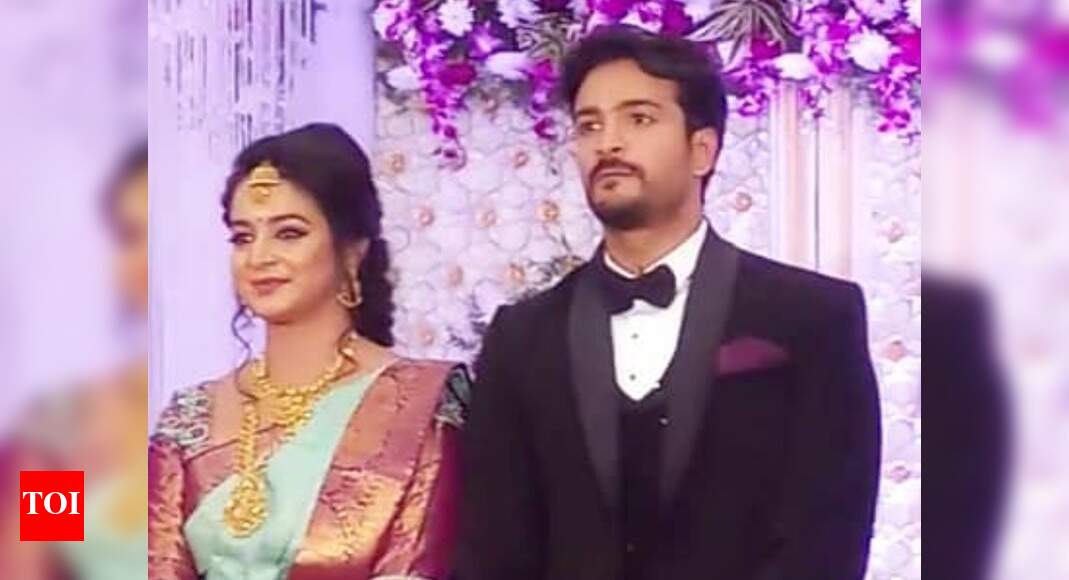 Kannada TV actors Darshak Gowda and Shilpa Ravi get hitched - Times of ...