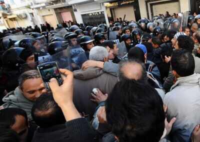 Arab Spring: the first smartphone revolution - Times of India