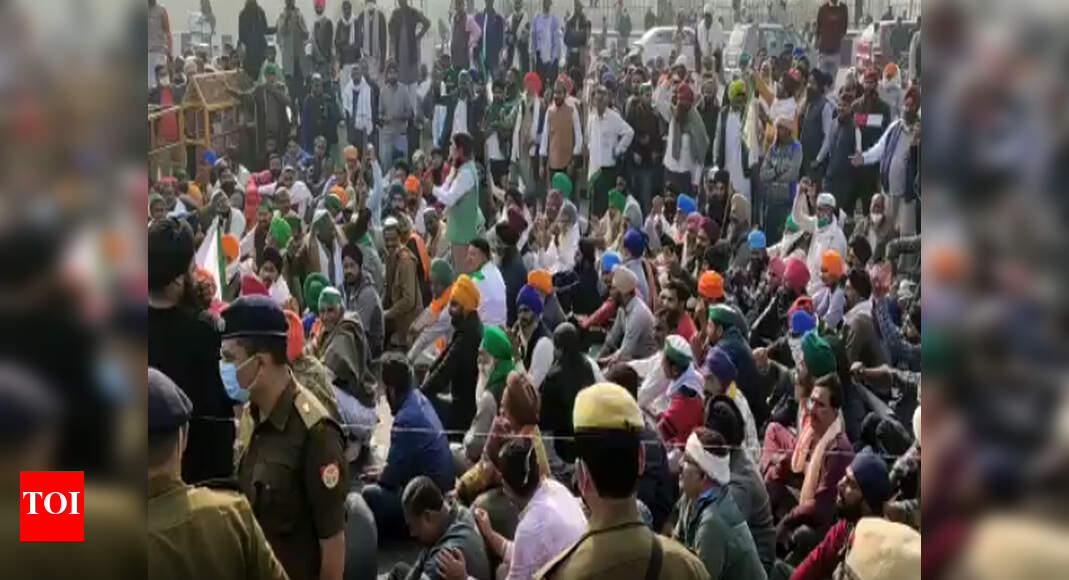 Farmers' protest: More routes connecting UP-Delhi closed | Delhi News ...