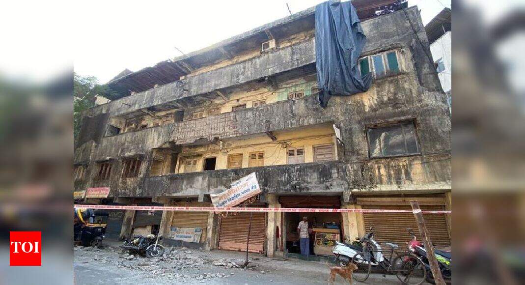 Thane: Portion of a building collapses in Dombivli, 2 injured | Thane ...