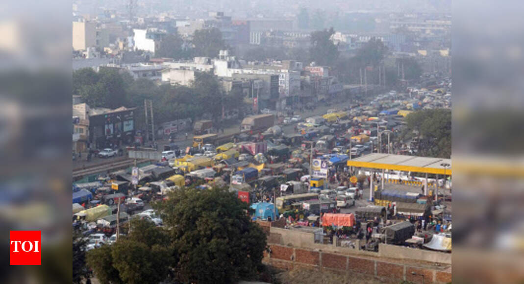 Seven Delhi borders closed in view of farmers' protest | Delhi News ...