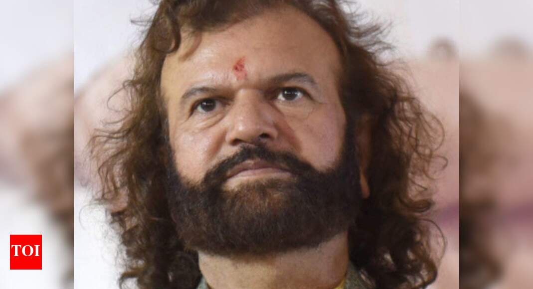BJP MP Hans Raj Hans faces ire of farmers in Punjab | India News ...