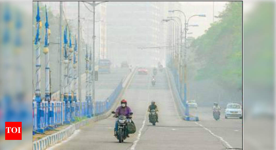 Kolkata: 14-fold rise in pollution in four months after return of cars ...