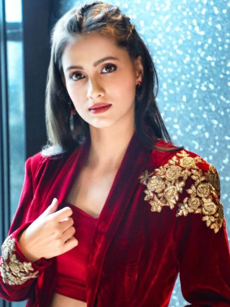 Take fashion inspiration from Revati Lele | Times of India