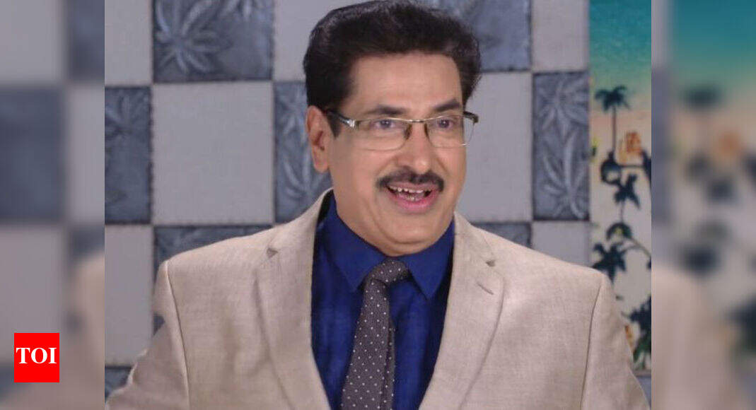 Karthika Deepam preview: Anand Rao is back to his abode - Times of India