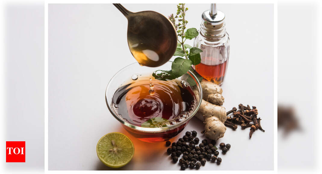 Benefits of Kadha Recipe: How much kadha should you consume daily ...