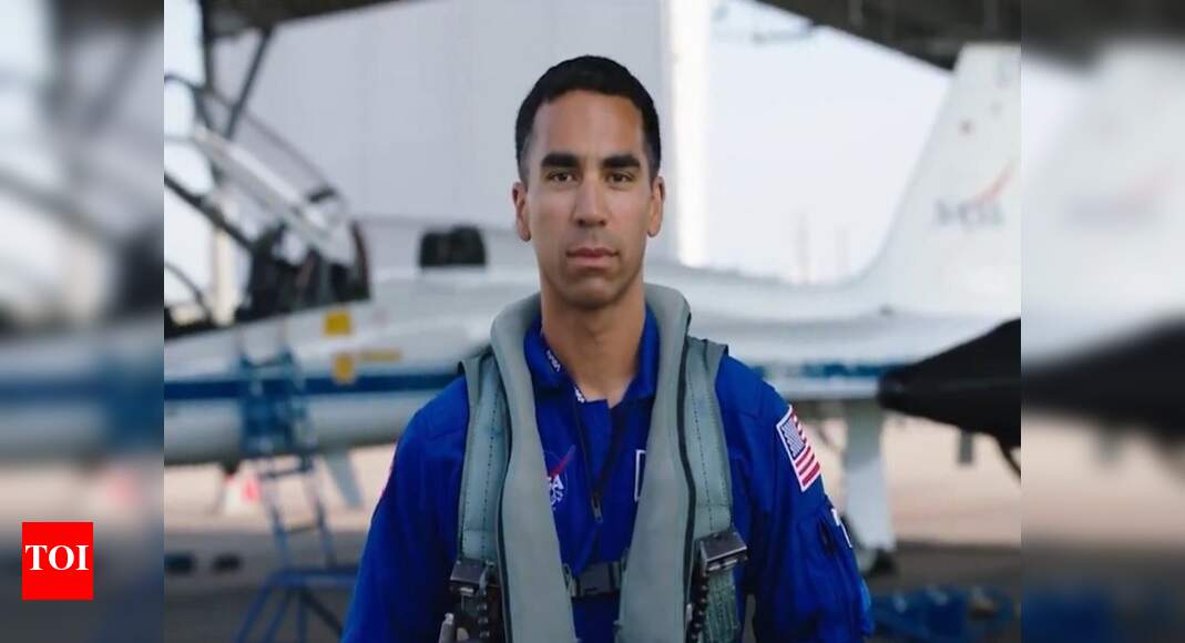 Indian-American among 18 astronauts selected for NASA's manned Moon ...