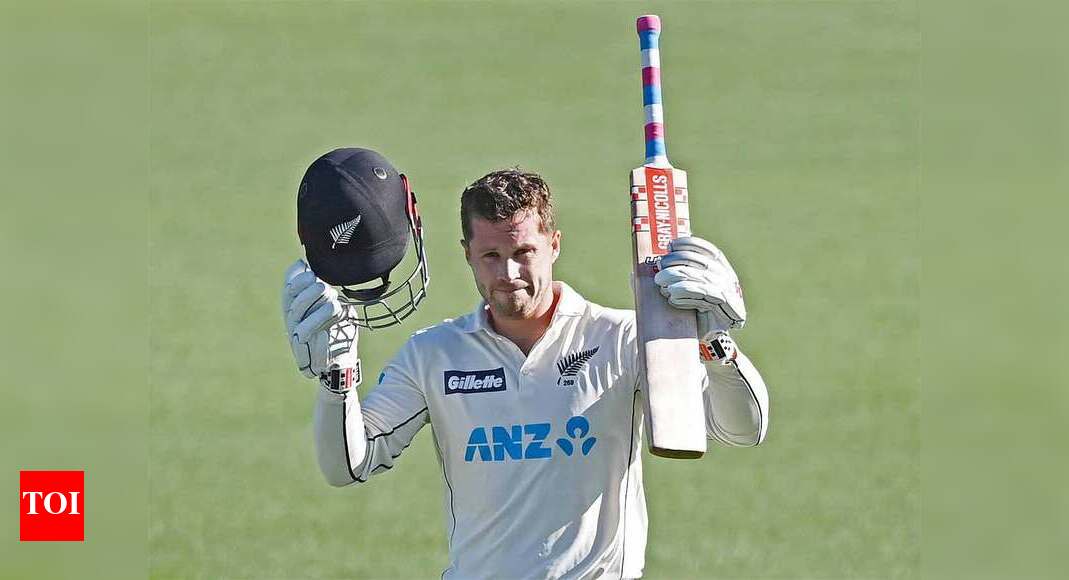 Henry Nicholls century spurs New Zealand fightback on first day of ...