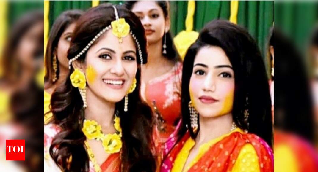 Trina Saha and Sonal Mishra flaunt their groovy moves; watch - Times of India