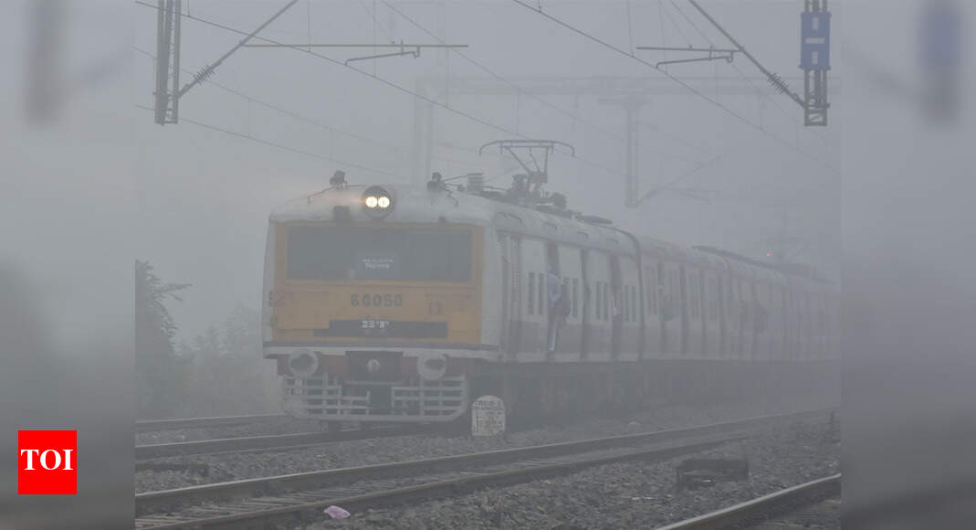 Fog continues to hit movement of trains in Danapur division | Patna ...