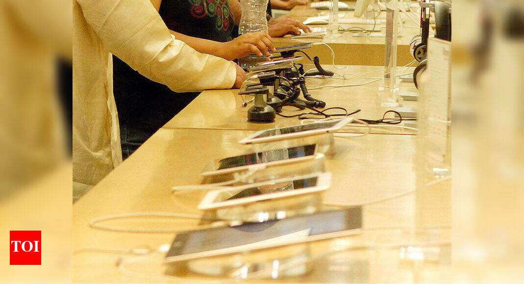 IPhone Production: Apple plans 30% increase in iPhone production for ...