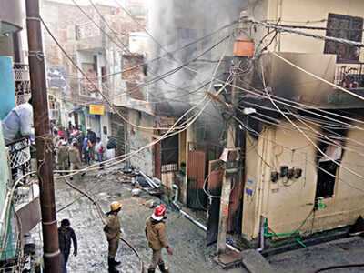 Two children die as house catches fire in southwest Delhi | Delhi News ...