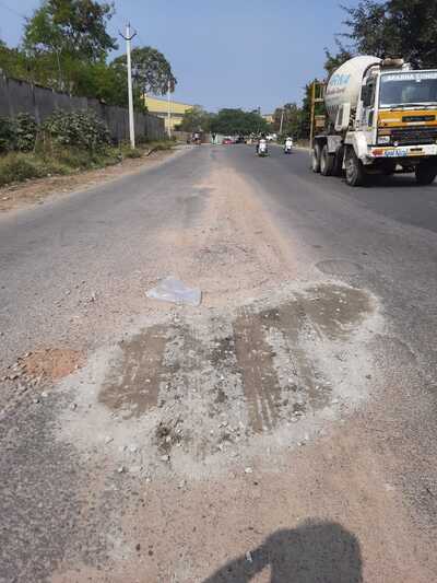 incomplete work done at Dhatu Nagar - Times of India
