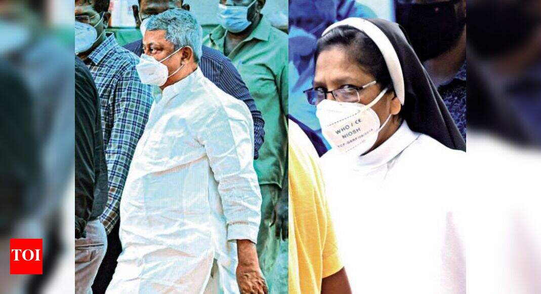 Sister Abhaya's death case: Sr Sephy burst into tears, Fr Kottoor kept ...