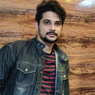 Roshan Vichare | undefined Movie News - Times of India