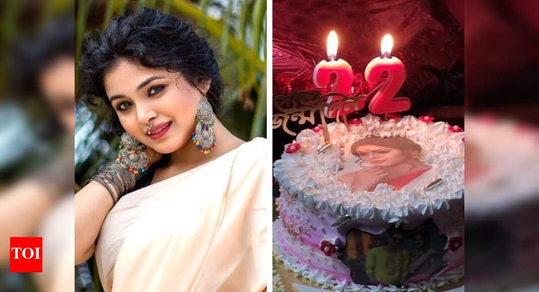 Actress Sharly Modak turns 22; rings in birthday with family - Times of ...