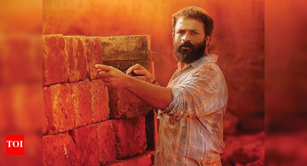 Jayasurya-Samyuktha Menon starrer Vellam receives U certification ...