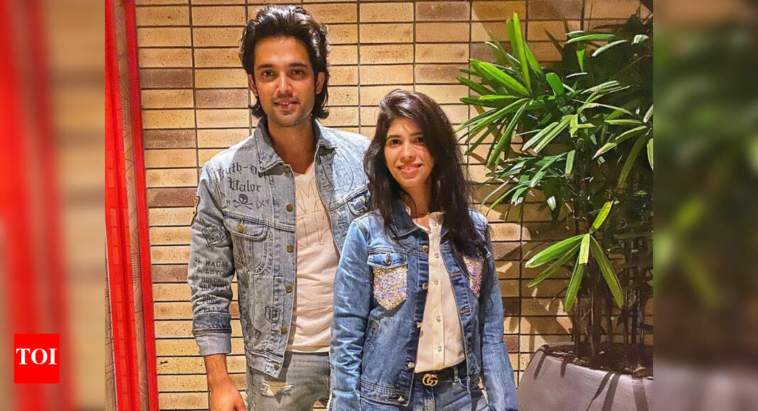 Parth Samthaan dances his heart out with a friend at a club in Goa ...