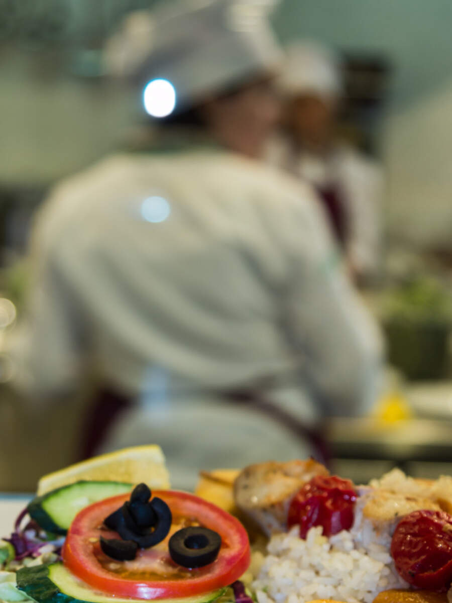 Famous Chefs Died in 2020: Chefs who bid goodbye in 2020 due to COVID ...